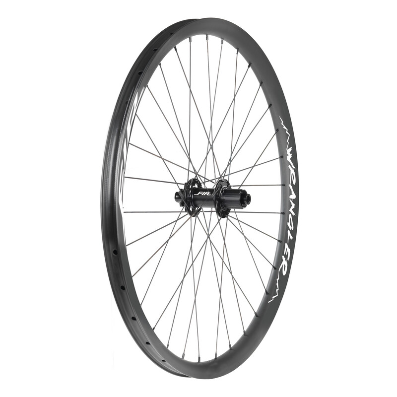 FIR Wrangler Carbon wheelset | Velodrome cycling